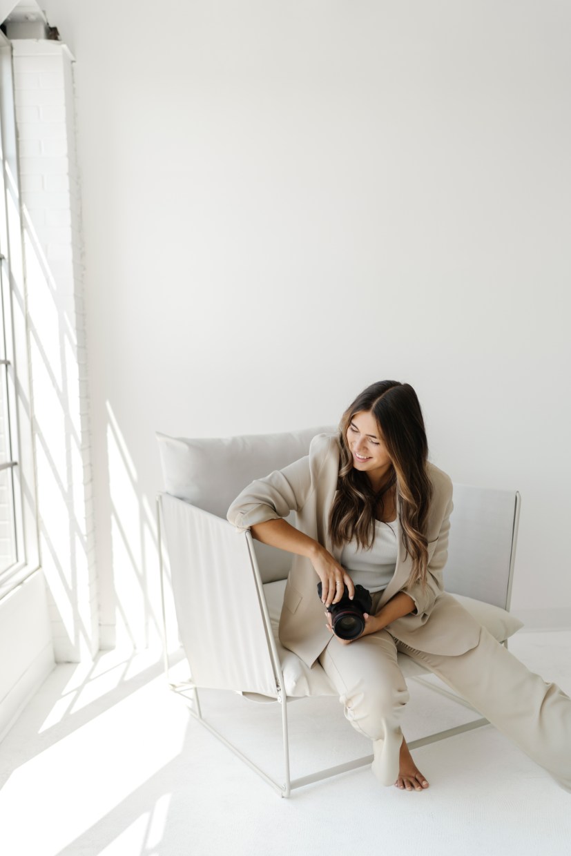 How to Book Freelance Modeling Jobs Easily | PMM Today